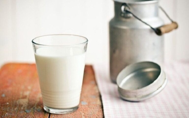 When Can Babies Drink Whole Milk - The Complete Pediatrician's Guide